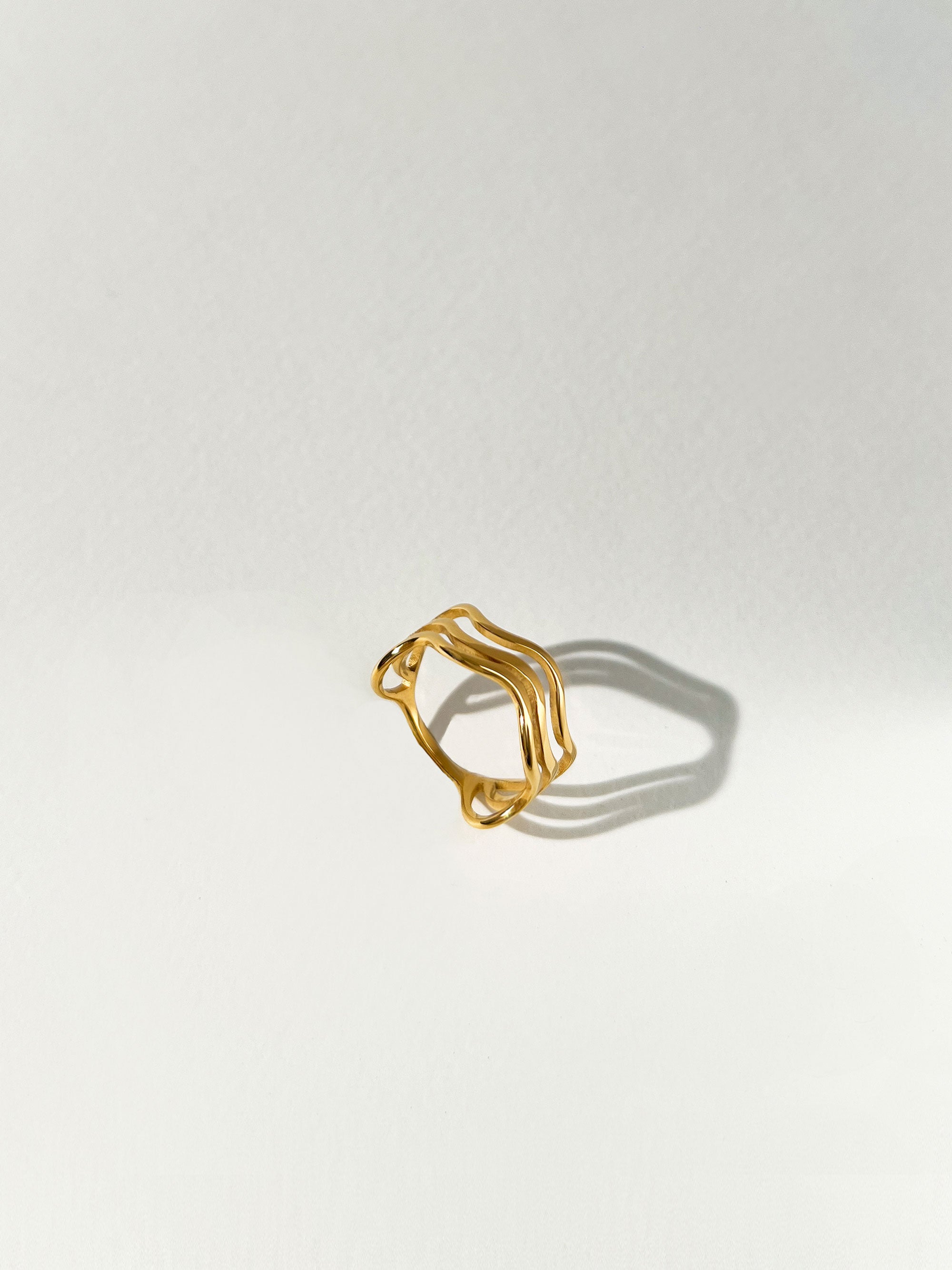 Triple Wavy Cut-Out Ring Gold | OSKER Jewellery Online