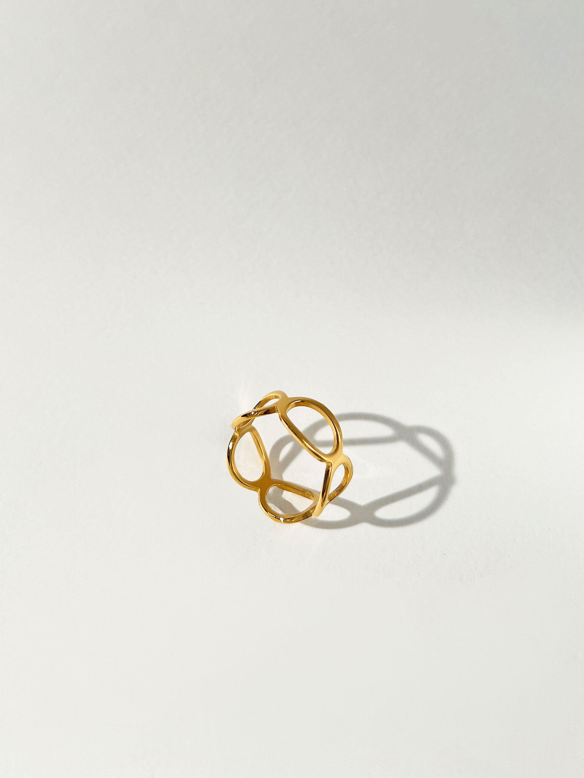 Chunky Oval Cut-Out Ring Gold | OSKER Jewellery Online